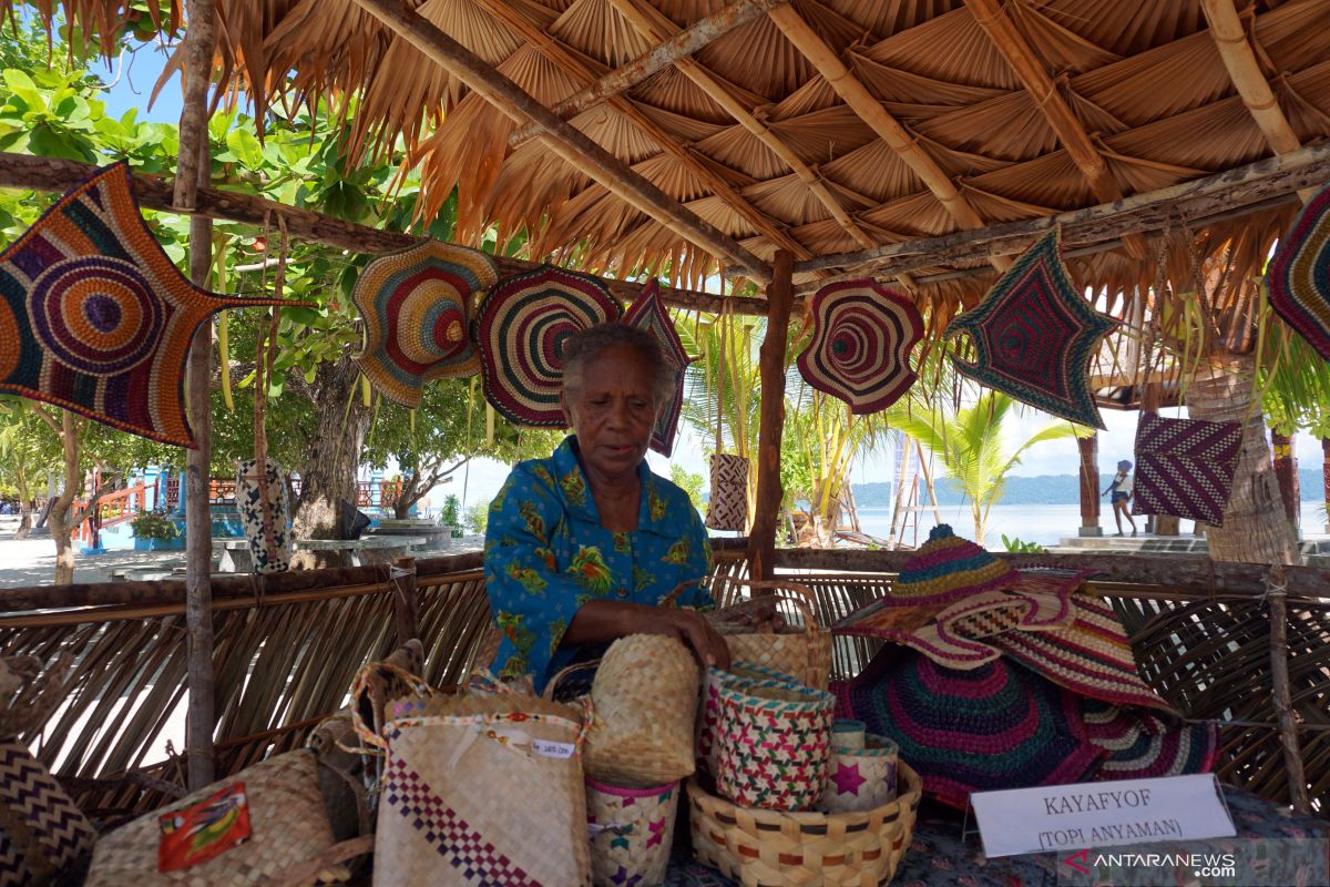 Kampung Arborek menjadi desa wisata terbaik di Papua Barat - ANTARA News