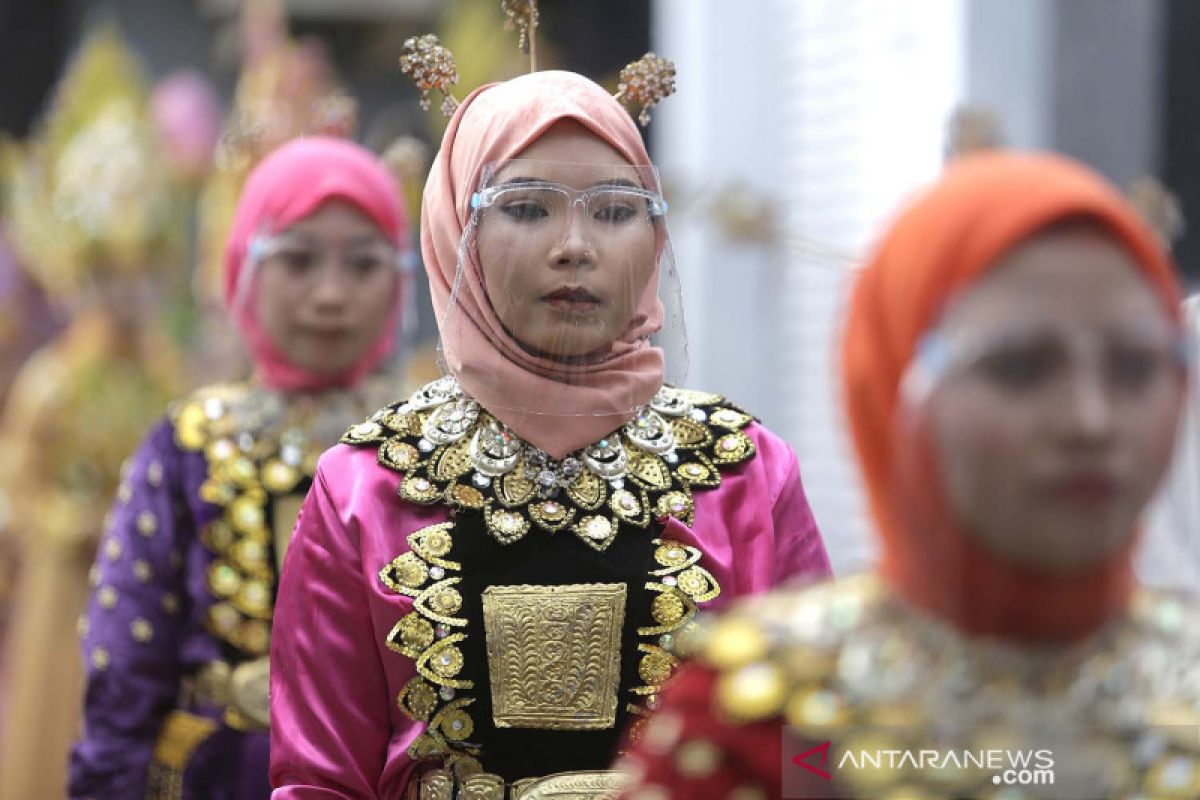 Karnaval budaya di desa wisata Bongo Gorontalo - ANTARA News
