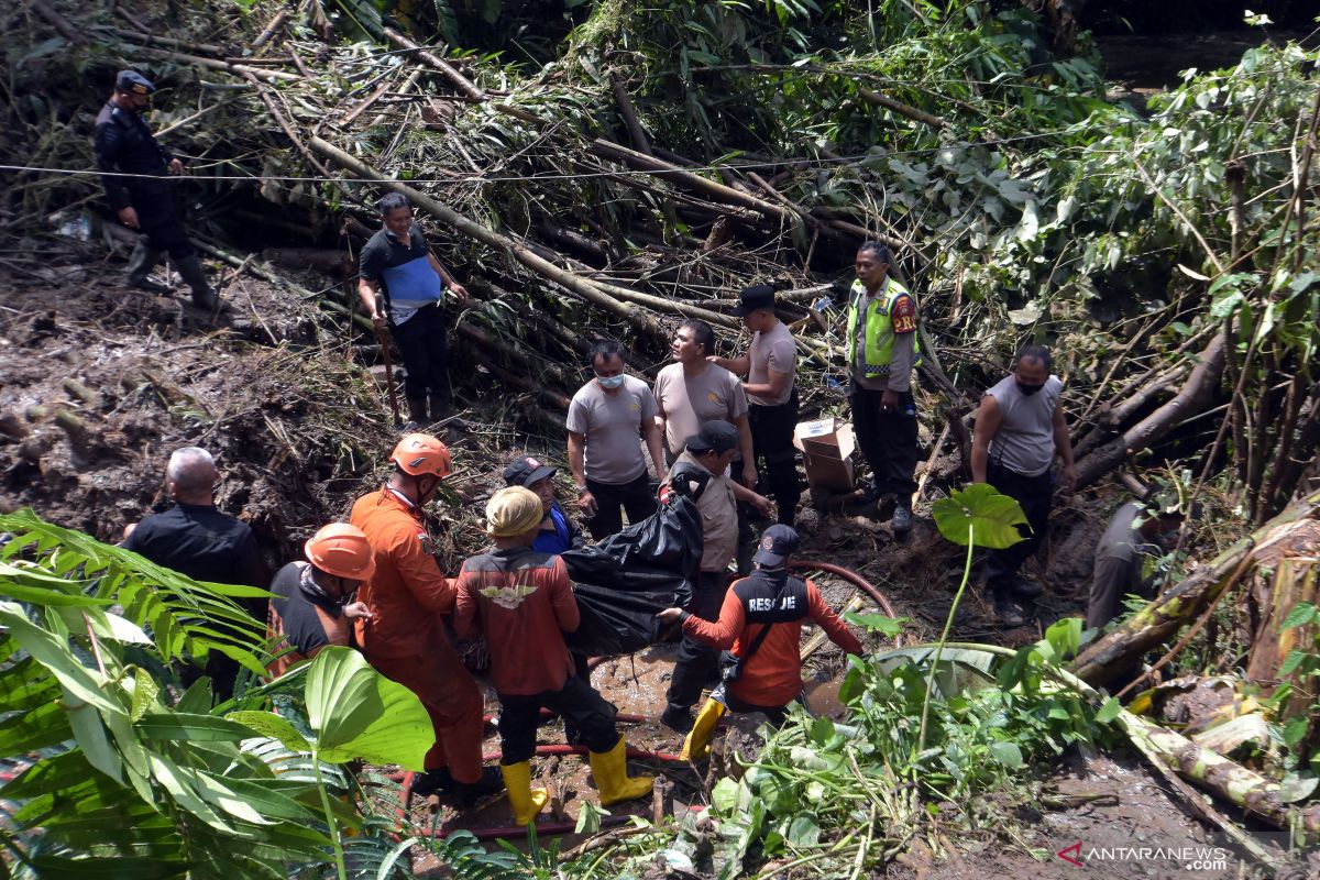 Longsor di kawasan wisata arung jeram Bali, tiga orang meninggal dunia - ANTARA News