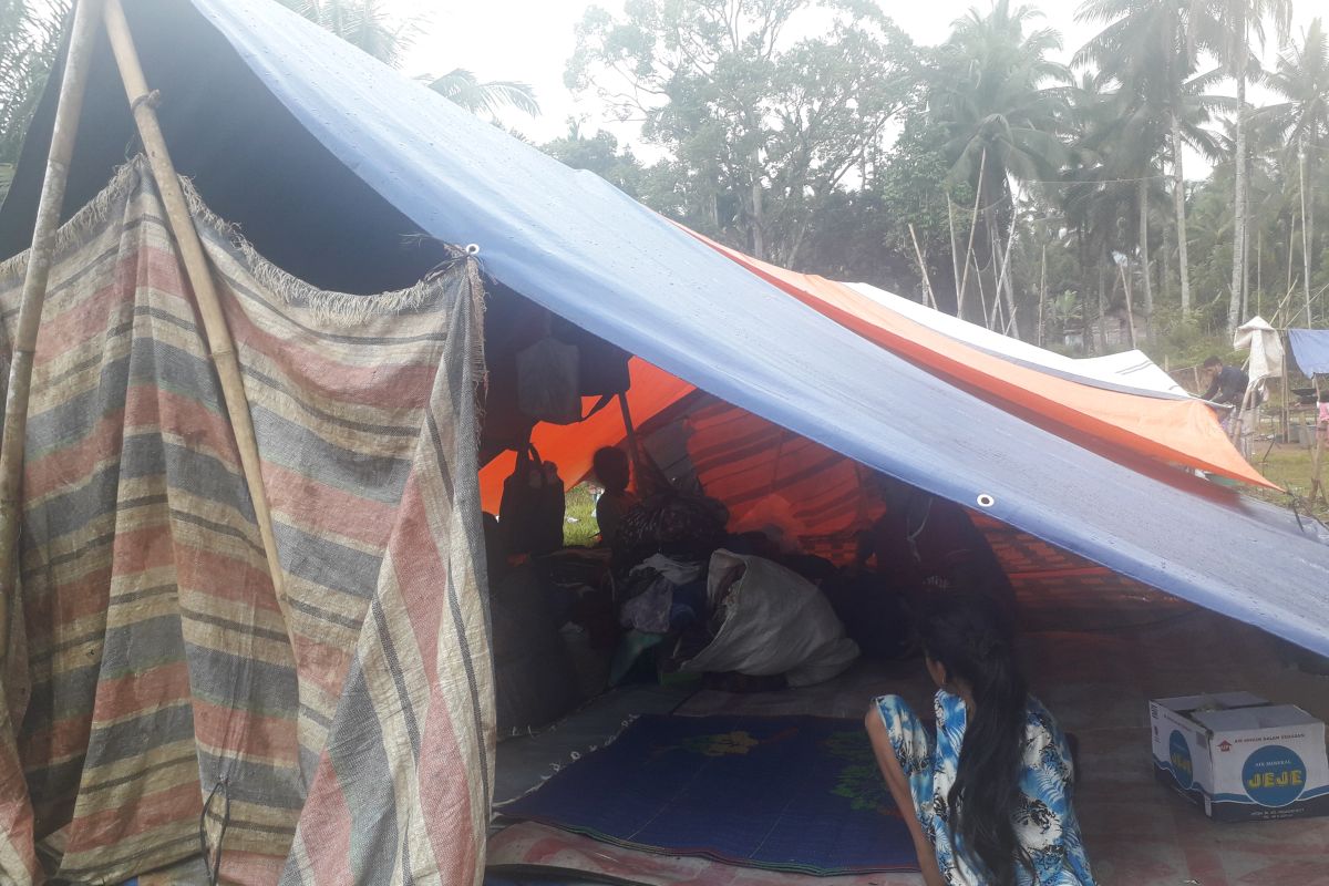 Listrik dan air bersih di Translok Timbo Abu Talamau masih mati ...