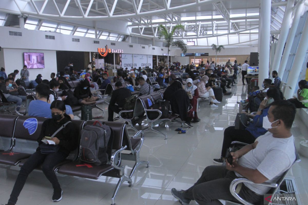 Pergerakan penumpang di bandara El Tari mulai meningkat - ANTARA News ...