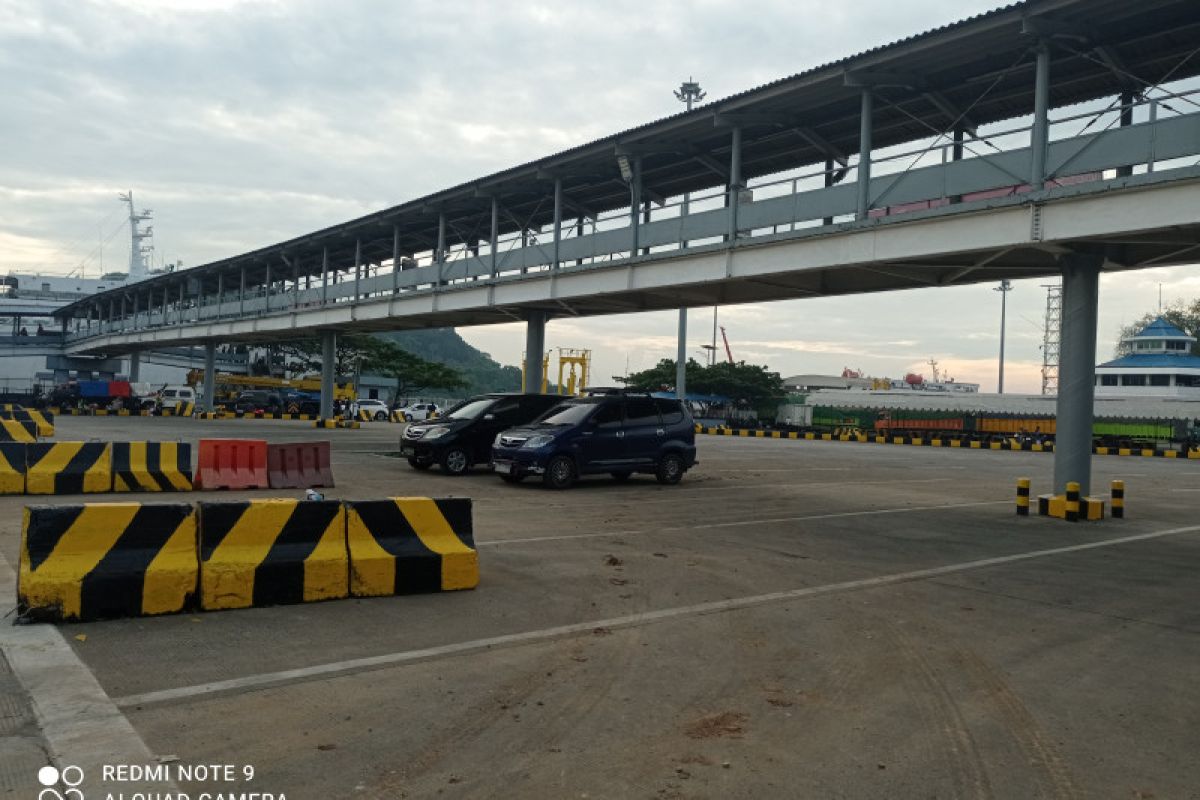 Arus mudik Pelabuhan Merak, Banten masih sepi - ANTARA News Banten