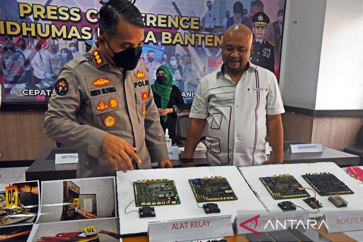 Pengungkapan kecurangan takaran BBM di SPBU 34-42117 Gorda Serang - ANTARA News