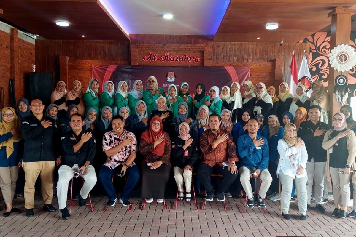 KPU Jatim sasar pemilih perempuan untuk sosialisasi kesuksesan Pemilu 2024 - ANTARA News Jawa Timur