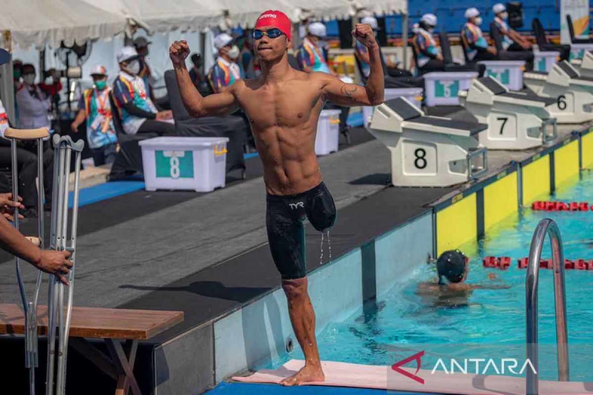 Jendi Panggabean pecah rekor gaya kupu-kupu 100 meter putra ASEAN Para Games 2022 - ANTARA News