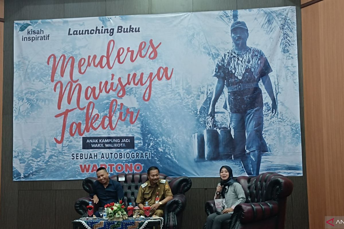 Wartono luncurkan buku kisah anak kampung menjadi wakil wali kota ...