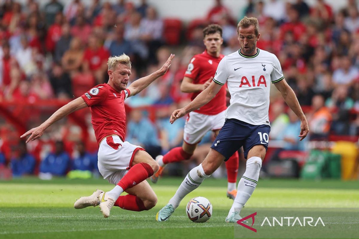 Liga Inggris: Harry Kane bawa Spurs bungkam Forest 2-0 - ANTARA News ...