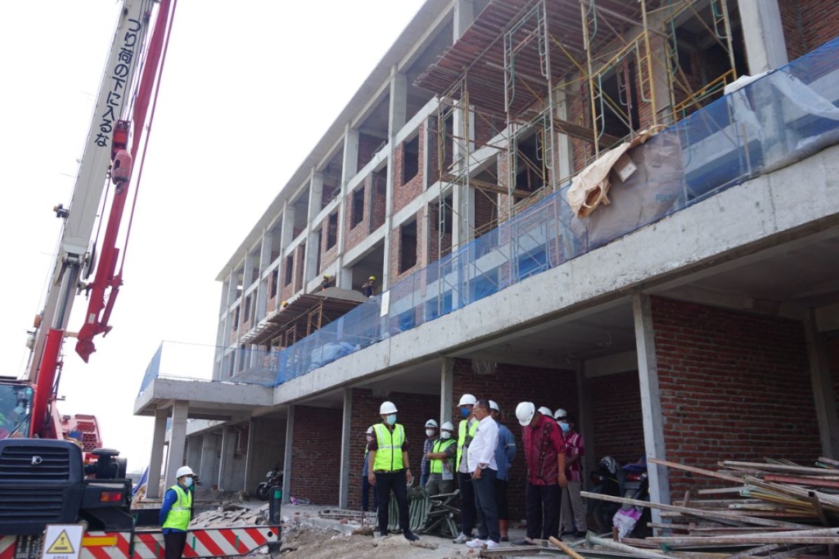 Pemkot targetkan rusunawa di Pakal selesai November 2022 - ANTARA News ...