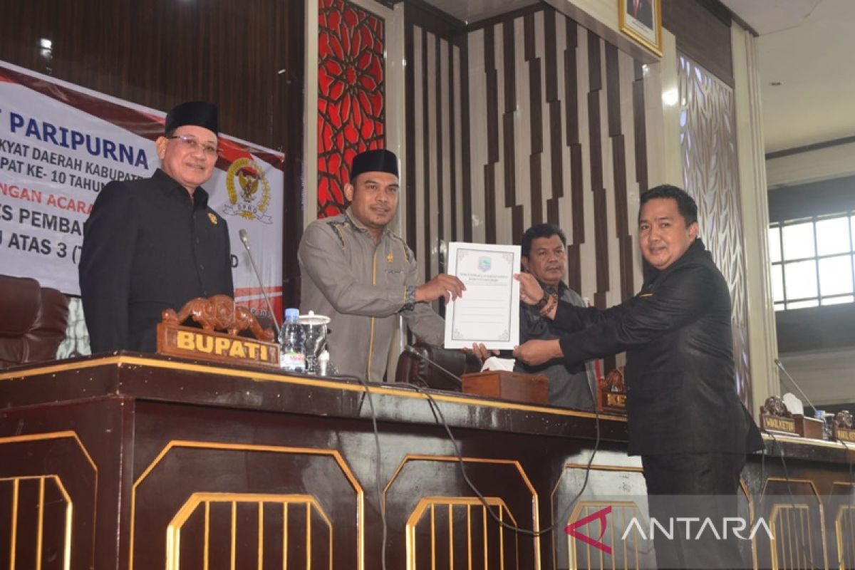 DPRD Kotabaru segera bahas Raperda usulan Pemda - ANTARA News ... DPRD Kotabaru segera bahas Raperda usulan Pemda - ANTARA News ...