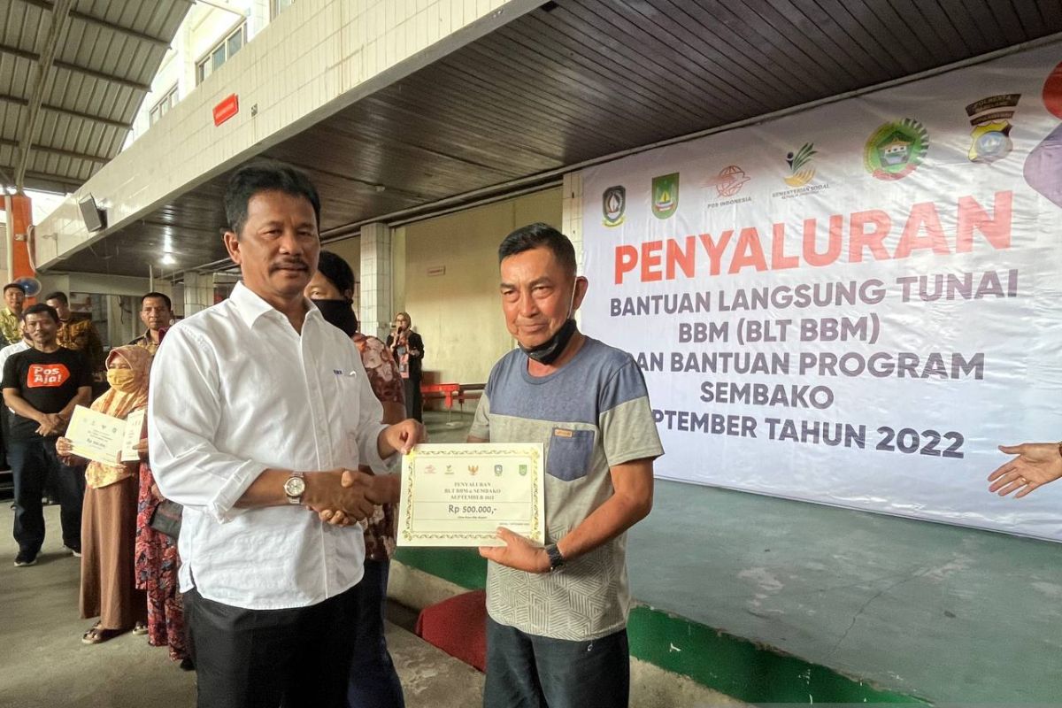 PT Pos Kepri catat 29.143 KPM di Kota Batam telah terima BLT BBM ...