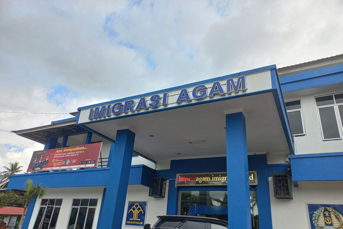 Imigrasi Agam tingkatkan inovasi pelayanan keimigrasian warga - ANTARA Sumbar