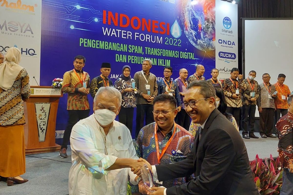 Menteri Basuki: Kebocoran air minum tinggi akibat teknis & administrasi - ANTARA News Jawa Timur