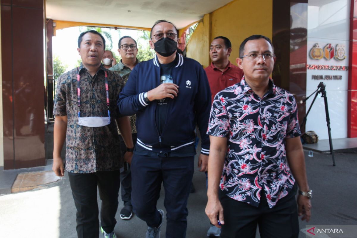 Penjelasan Kejagung terkait status bebas Akhmad Hadian Lukita - ANTARA News Kalimantan Tengah ...