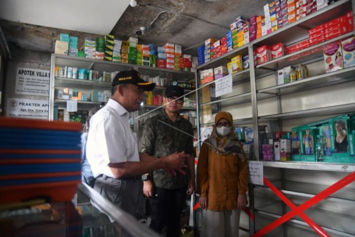 Sidak penjualan obat sirup di Kota Bogor - ANTARA News Megapolitan Sidak penjualan obat sirup di Kota Bogor - ANTARA News Megapolitan