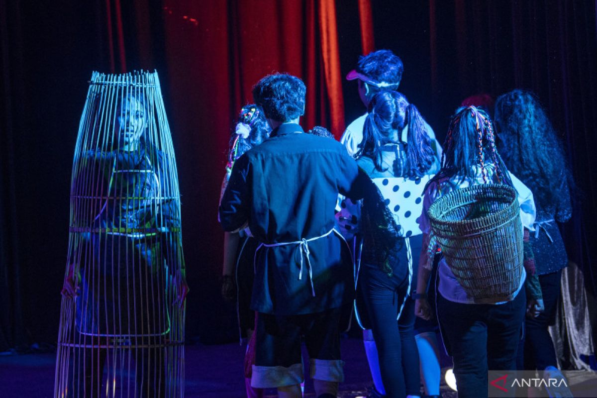 Pentas Teater Potlot di Palembang - ANTARA News