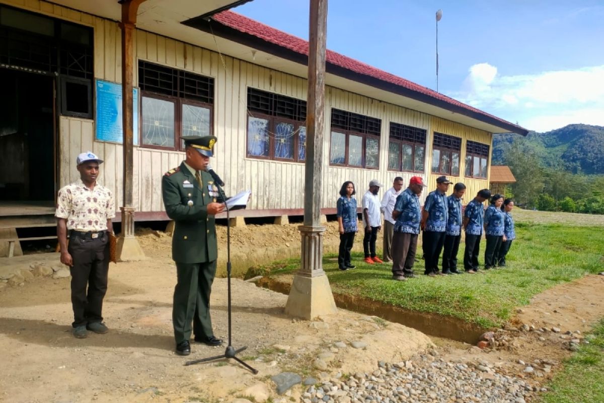 Danramil Oksibil harap nilai kepahlawanan jadi insipirasi hidup ...
