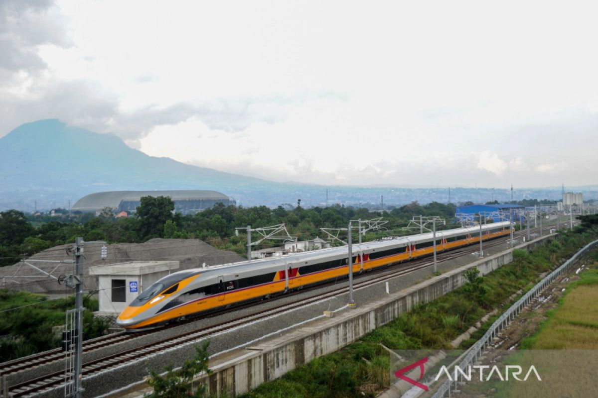 Uji coba operasional Kereta Cepat Jakarta - Bandung - ANTARA News Jawa Barat