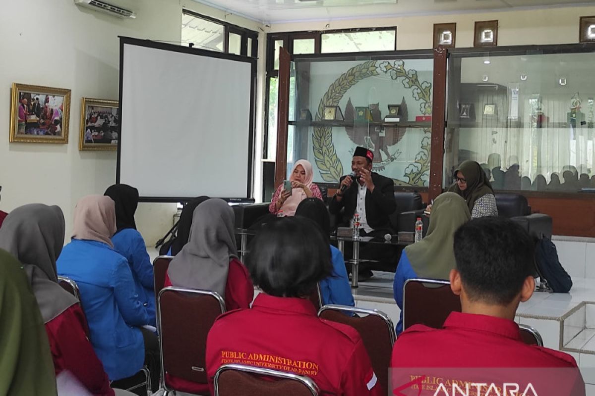 Syech Fadhil edukasi politik untuk mahasiswa UIN Ar-Raniry - ANTARA News Aceh