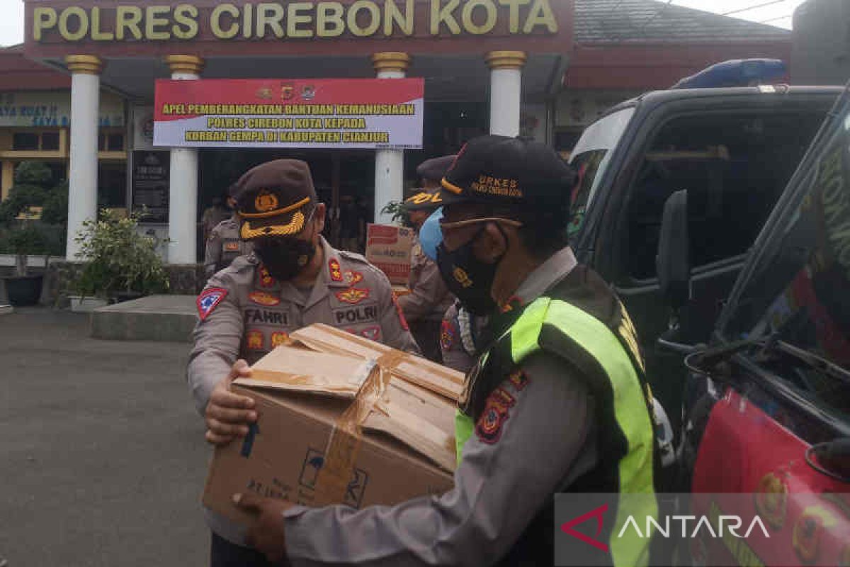 Polres Cirebon Kota distribusikan bantuan untuk korban gempa Cianjur - ANTARA News Jawa Barat