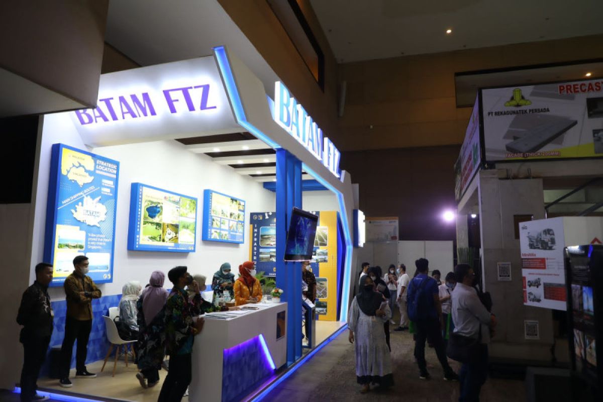 BP Batam promosikan peluang investasi energi terbarukan untuk PLTS ...