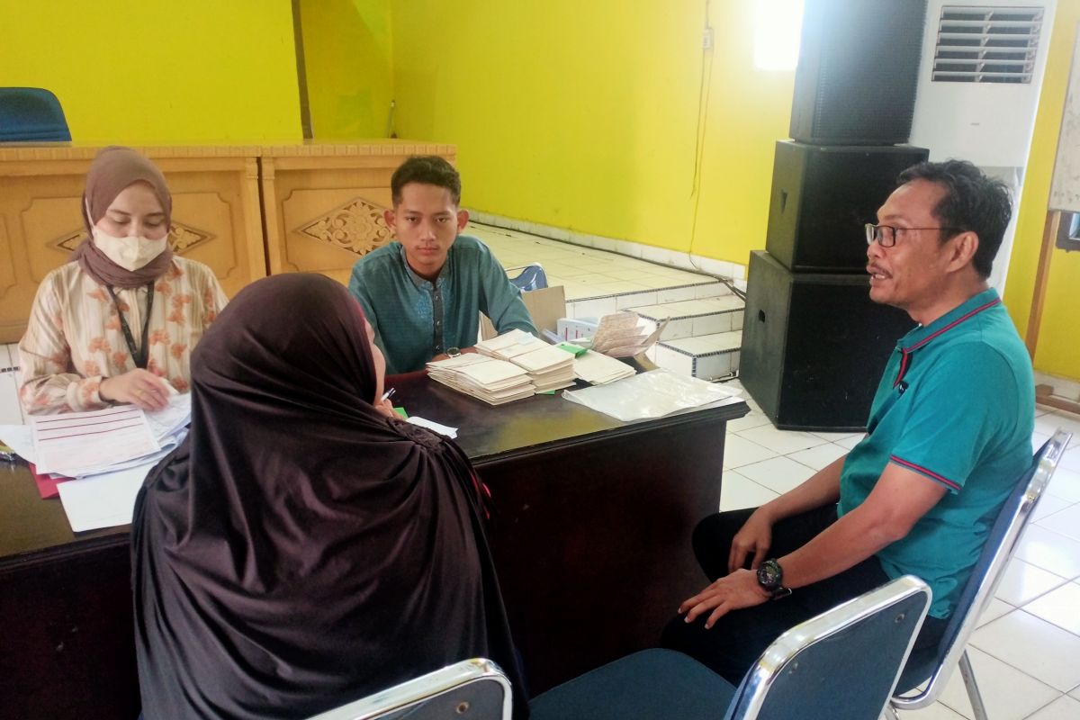 Pemkab Batanghari saluran beasiswa Batanghari Tangguh Rp2,2 miliar ...