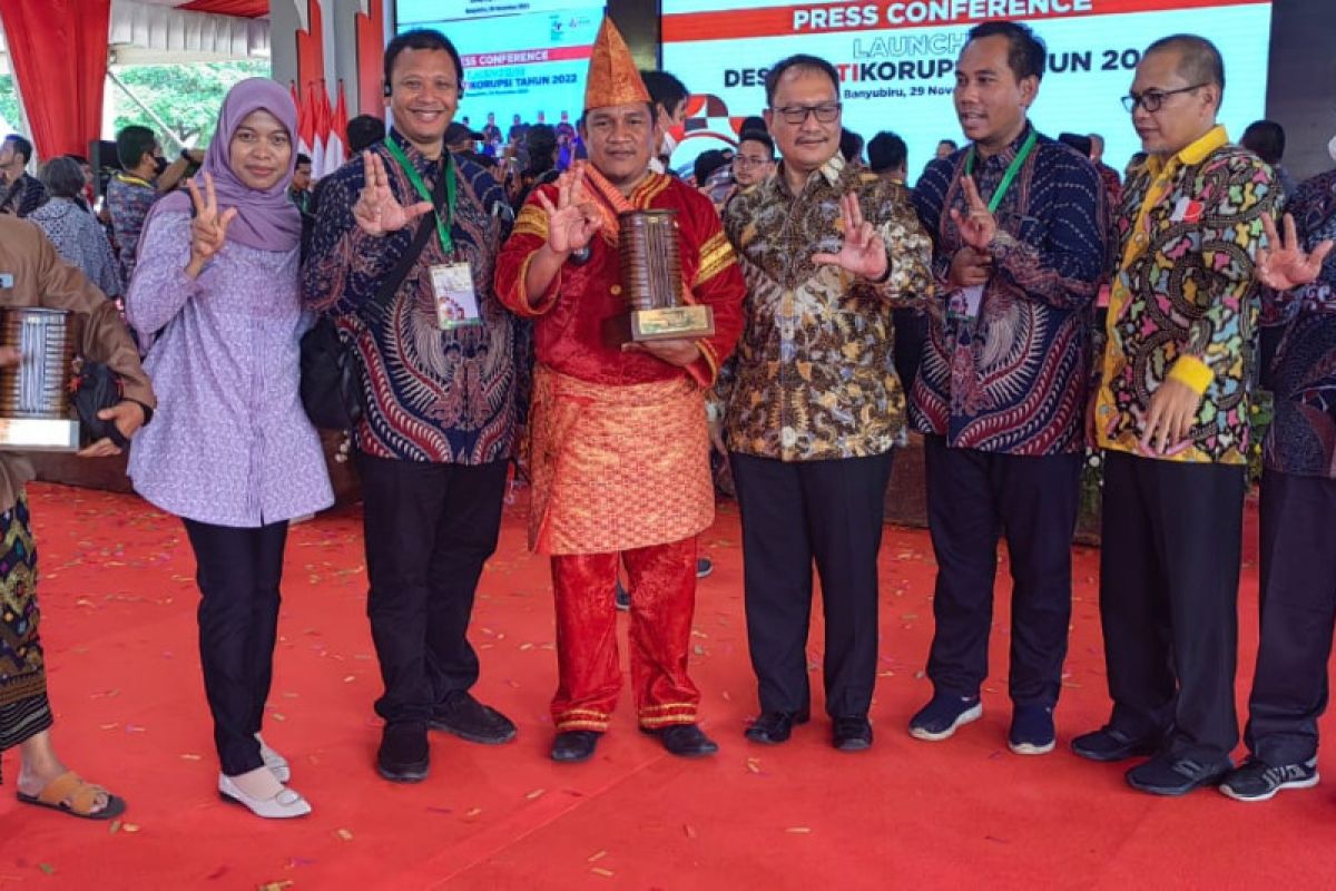 Wabup Agam: Nagari Kamang Hilia bisa jadi percontohan Desa Anti Korupsi ...