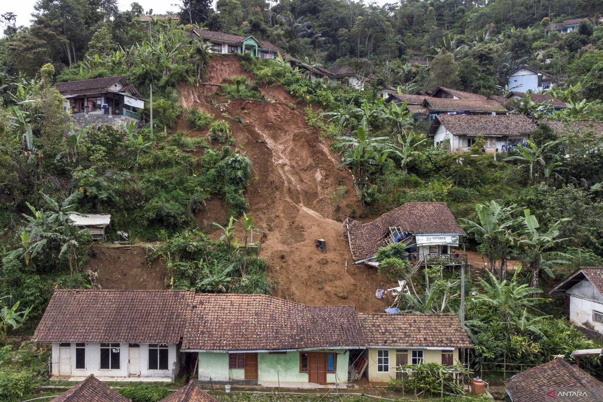Ancaman bencana tanah longsor di Ciamis - ANTARA News