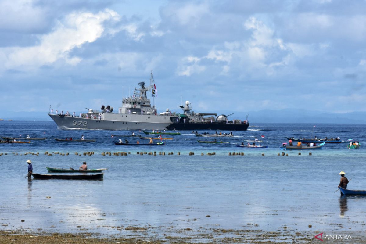 Parade kapal perang TNI AL pada Hari Nusantara 2022 - ANTARA News