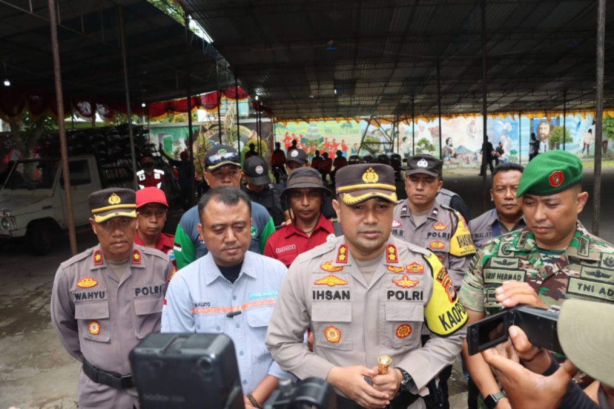 Sukarelawan Bantul siaga bantu pemerintah pengamanan Natal-Tahun Baru - ANTARA News Yogyakarta ...