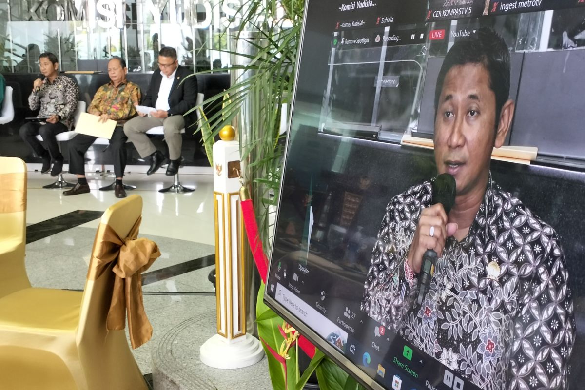 Komisi Yudisial tingkatkan kualitas seleksi hakim agung - ANTARA News Kepri