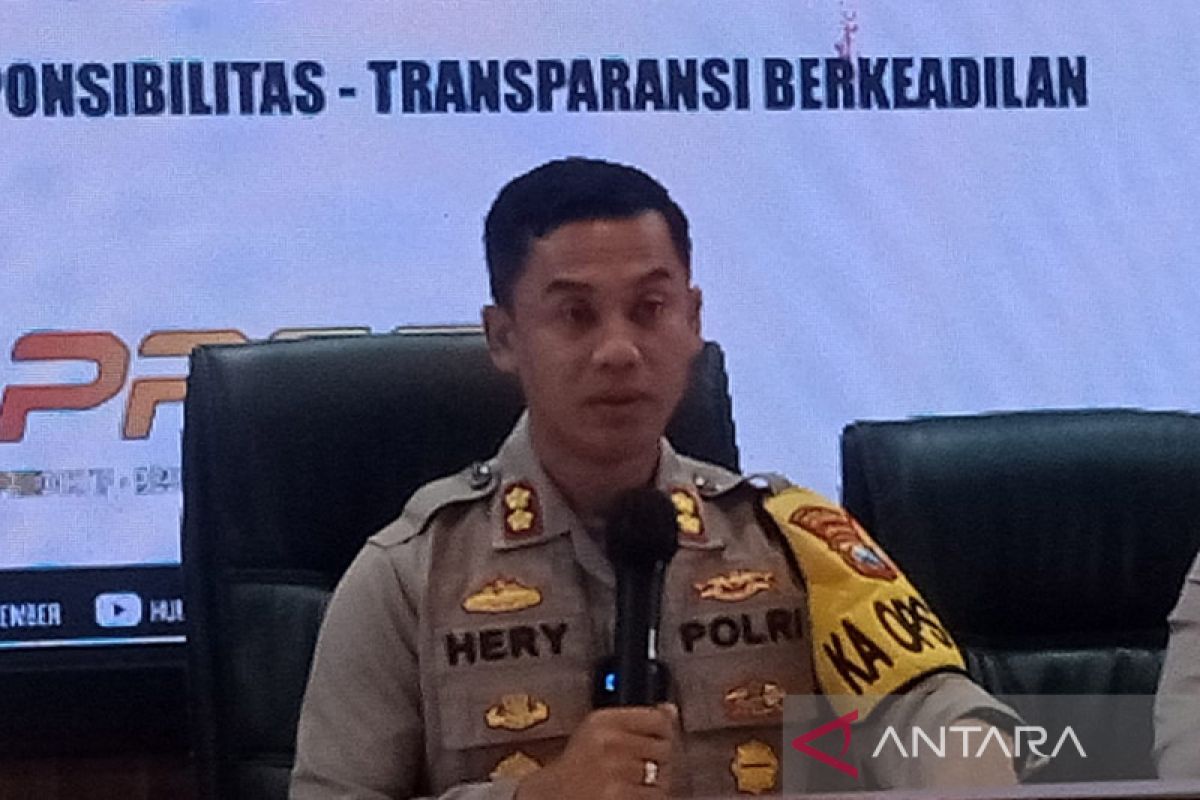 Polres Jember lakukan penyekatan kawasan kota jelang malam tahun baru - ANTARA News