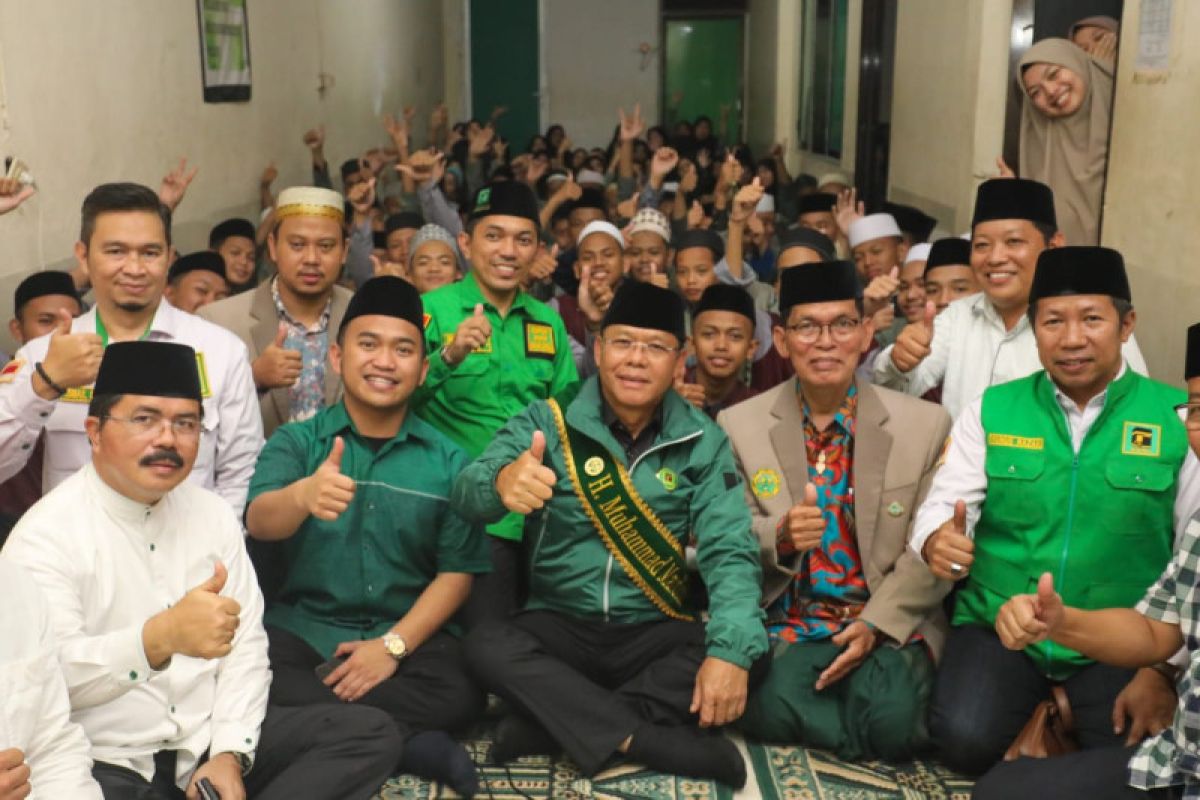 Plt Ketum PPP ingatkan santri untuk belajar tekun - ANTARA News Plt Ketum PPP ingatkan santri untuk belajar tekun - ANTARA News