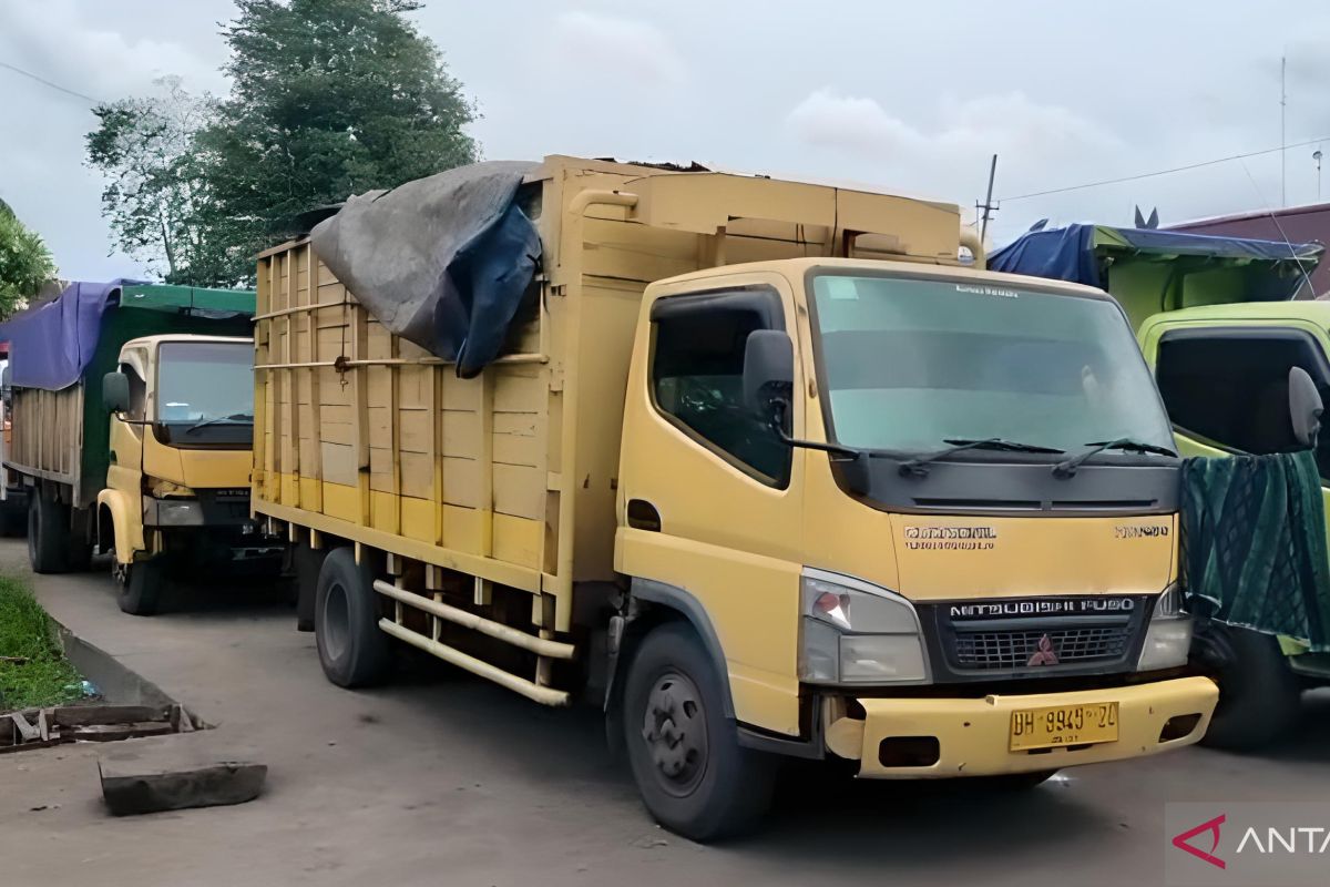 Kemacetan di jalan lintas Muara Bulian- Tembesi mulai berkurang ... Kemacetan di jalan lintas Muara Bulian- Tembesi mulai berkurang ...
