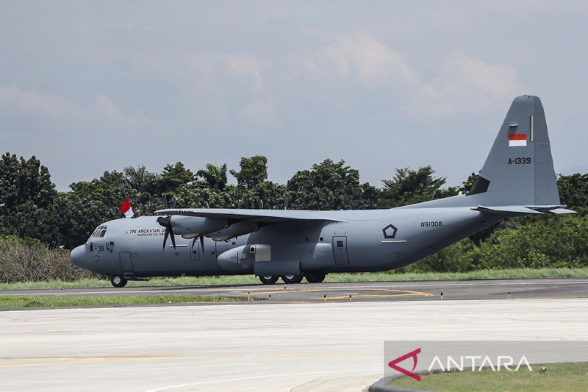 Pesawat C-130J Super Hercules tiba di Bandara Halim - ANTARA News