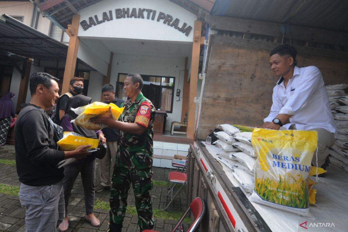 Operasi pasar beras murah - ANTARA News
