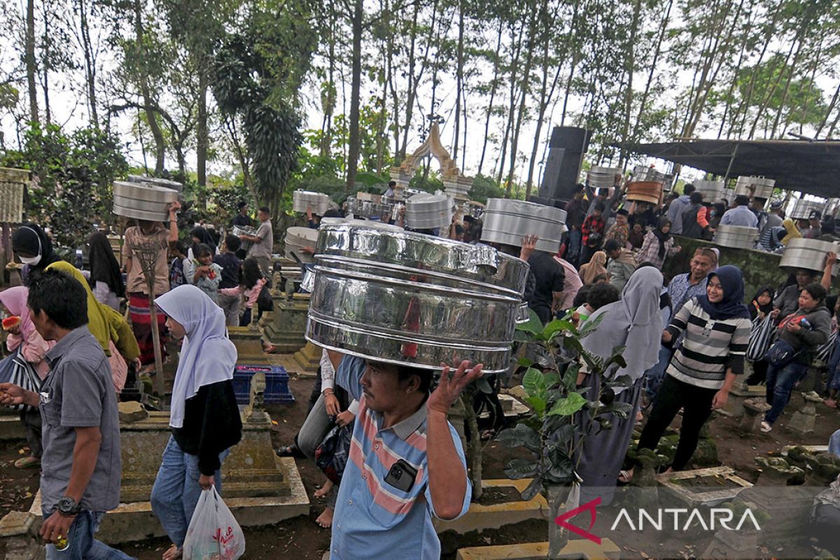 Tradisi Sadranan jelang Ramadhan - ANTARA News