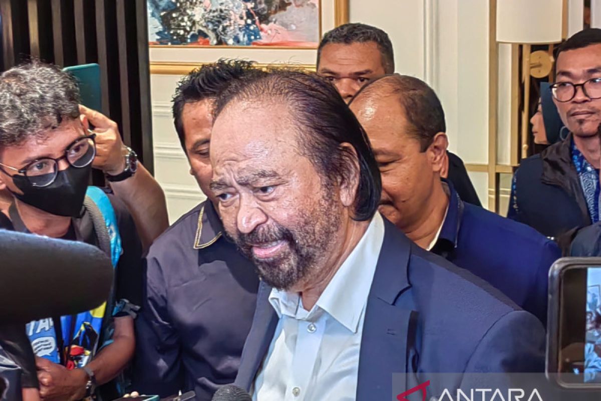 Surya Paloh respons baik momen Jokowi bersama Prabowo dan Ganjar - ANTARA News