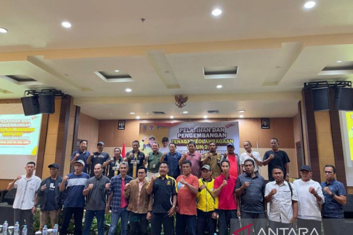 Kalsel dorong peningkatan kapasitas wasit berstandar nasional - ANTARA News Kalsel dorong peningkatan kapasitas wasit berstandar nasional - ANTARA News