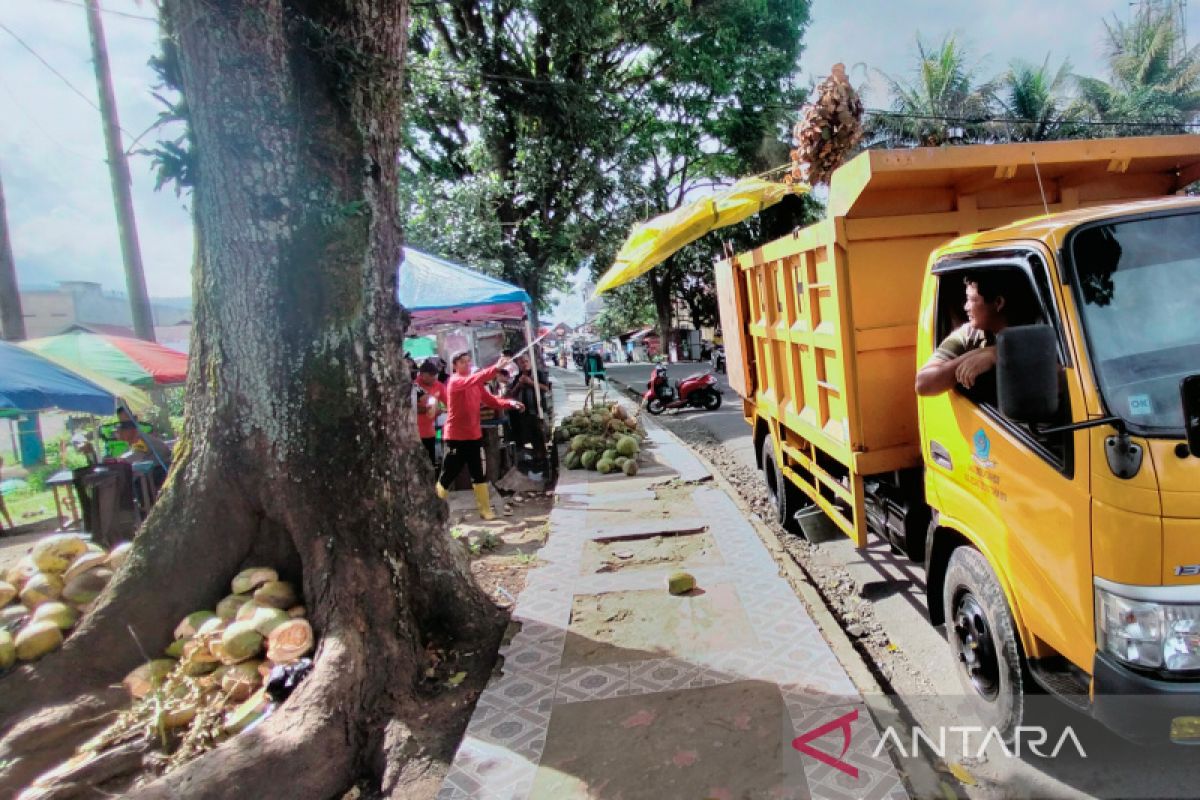 Pemkab Rejang Lebong tambah dua armada angkutan sampah - ANTARA News Bengkulu