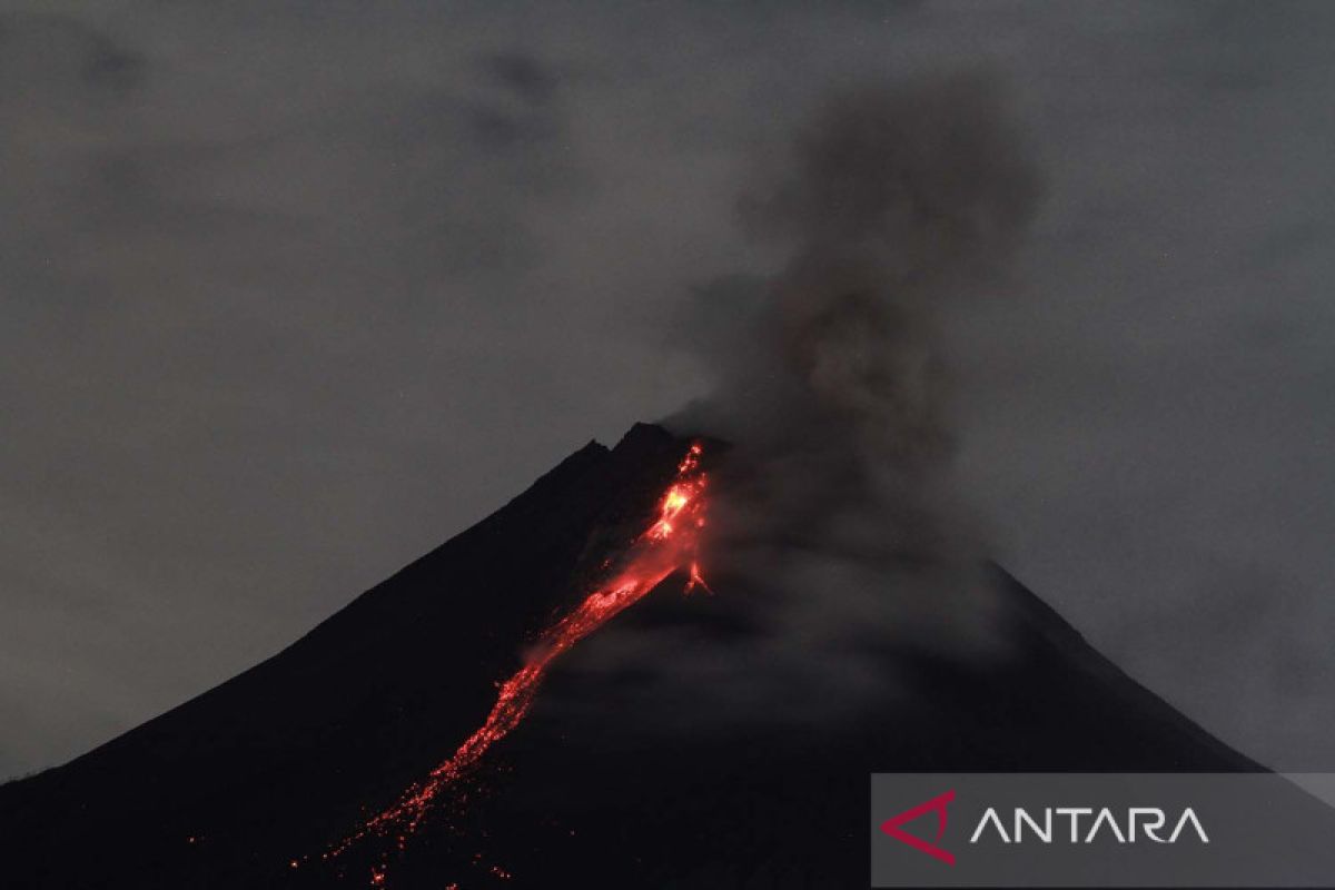 Guguran lava pijar Gunung Merapi - ANTARA News