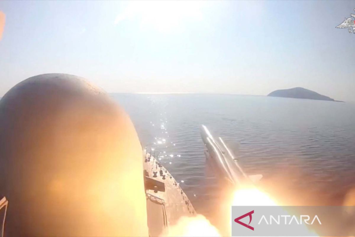 Rusia luncurkan rudal jelajah Moskit ke perairan Laut Jepang - ANTARA News