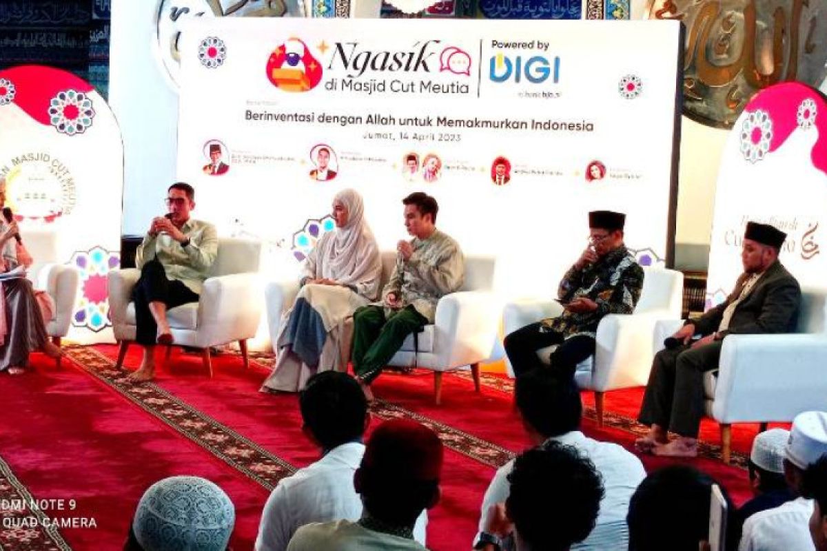 Staf Khusus M Pradana ajak investasi dengan Allah untuk makmurkan Indonesia - ANTARA News ...