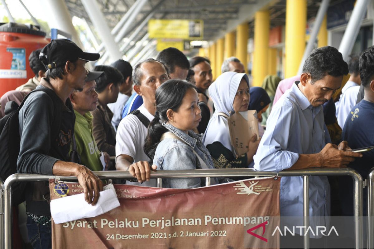 Arus balik di Pelabuhan Tanjung Priok - ANTARA News