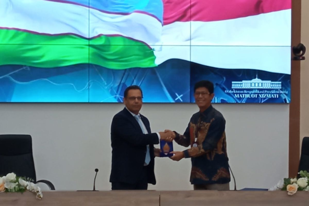 Unkris-Universitas Uzbekistan perkuat kolaborasi riset dan pendidikan ... Unkris-Universitas Uzbekistan perkuat kolaborasi riset dan pendidikan ...