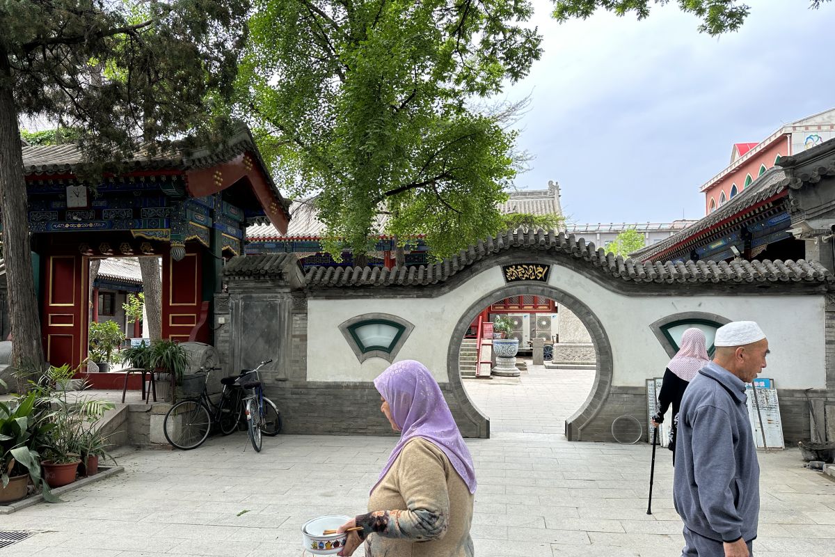 China kenalkan sistem pengecekan rohaniwan Islam, Katolik, Kristen ... China kenalkan sistem pengecekan rohaniwan Islam, Katolik, Kristen ...