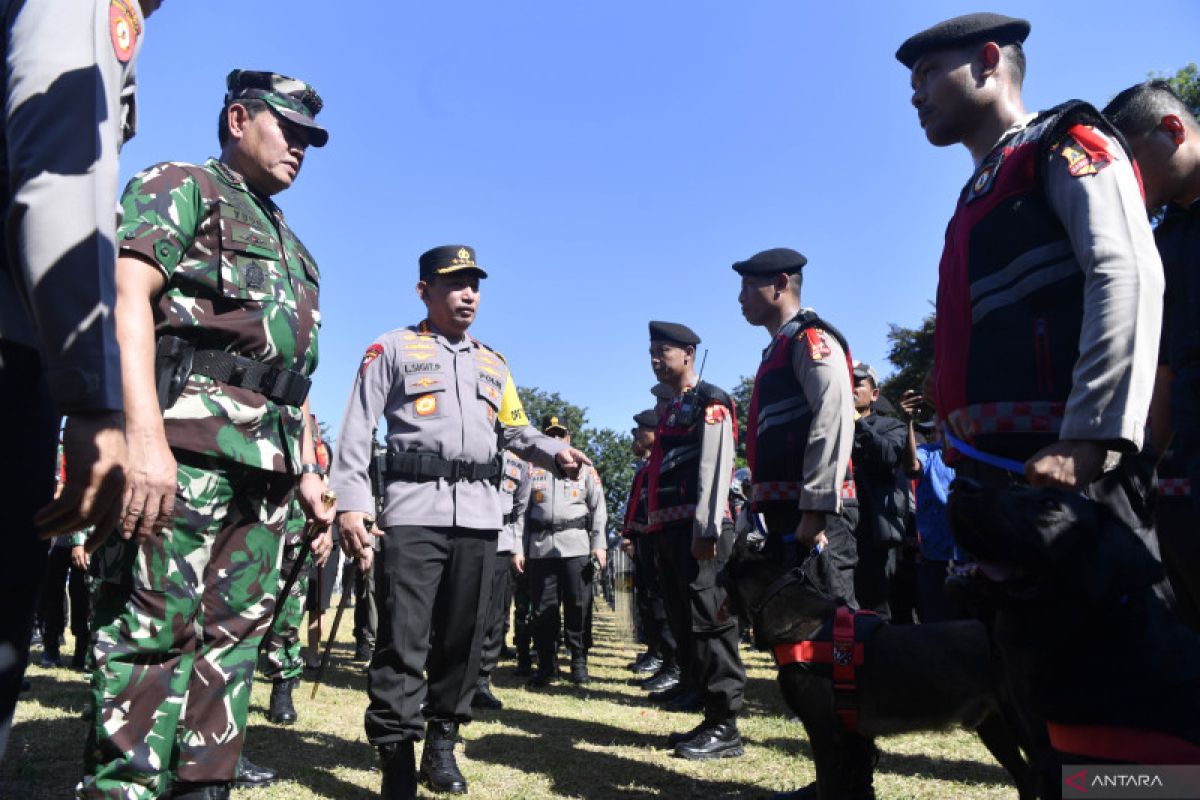 Apel gelar pasukan pengamanan KTT ASEAN ke-42 - ANTARA News