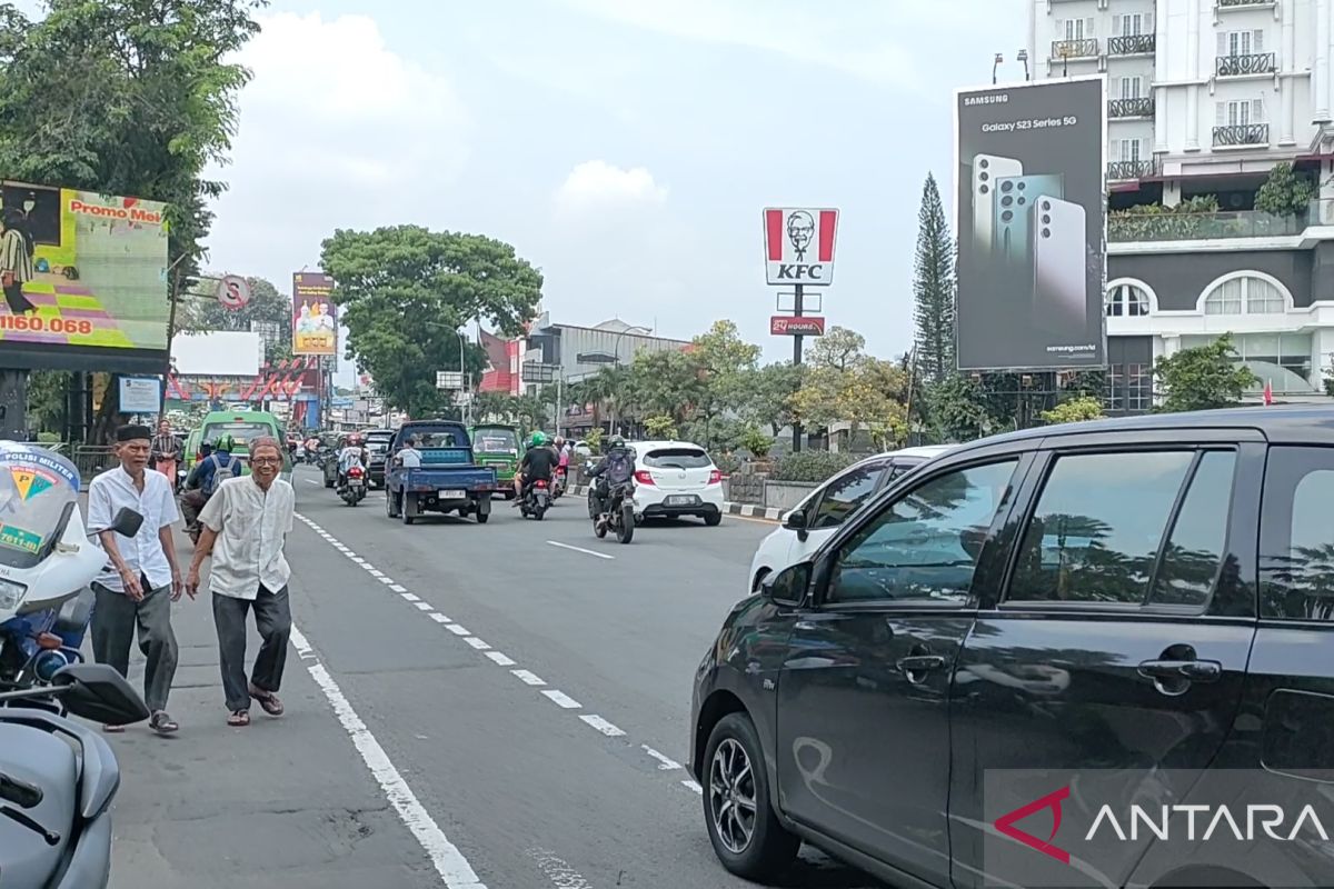 Polresta Bogor Kota evaluasi dampak penutupan Jembatan Otista - ANTARA News Megapolitan