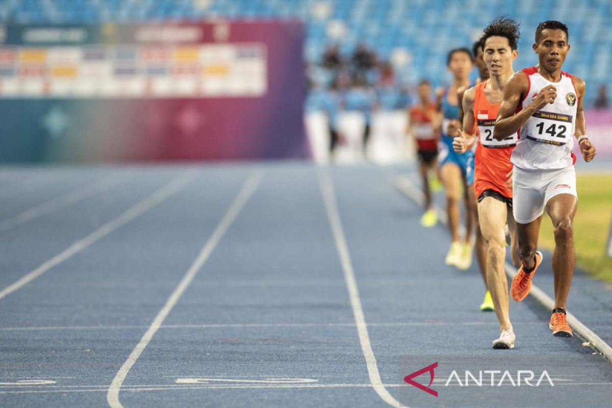 Rikki Marthin rebut medali emas lari 10.000 meter putra - ANTARA News