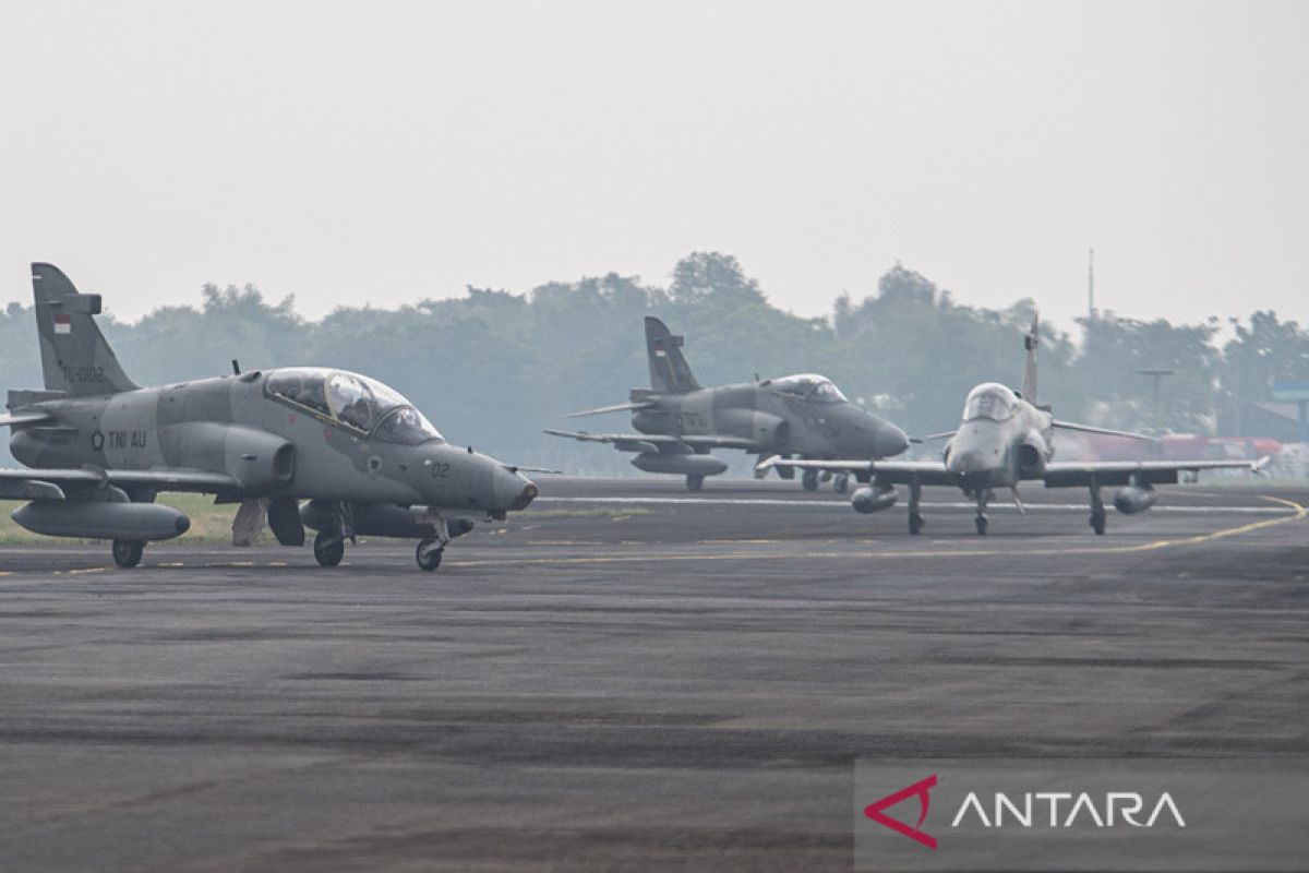Latihan tempur antarsatuan angkatan udara - ANTARA News