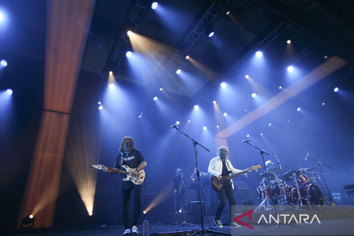 Penampilan The Chicago Experience di Java Jazz - ANTARA News